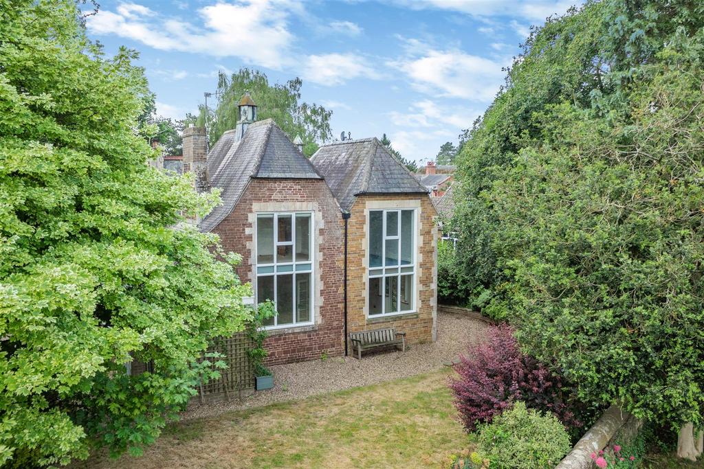 Church Close, Ashwell, Rutland 4 bed character property for sale - £500,000