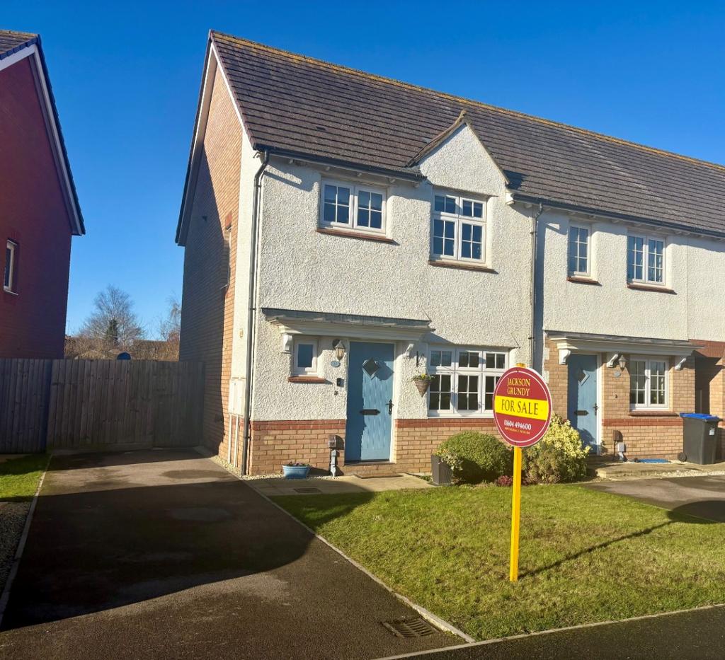 Moorbridge Road, Moulton, NN3 7AA 3 bed end of terrace house - £315,000