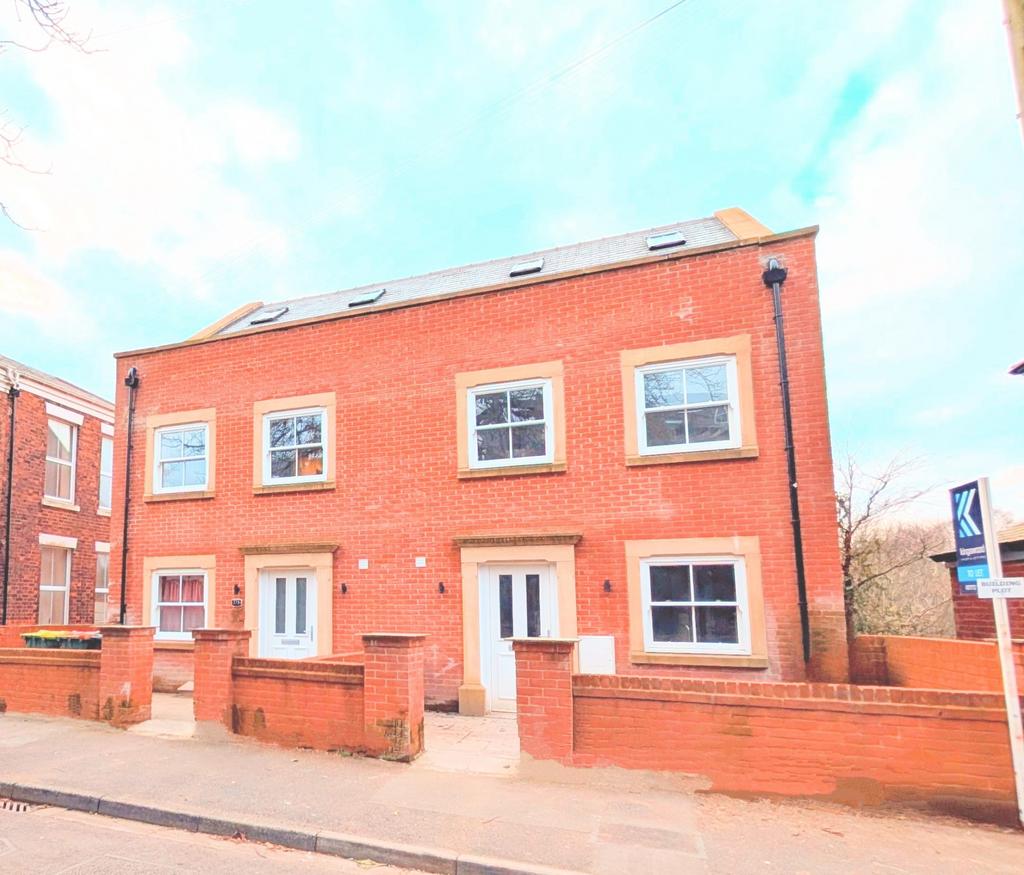 Lower Bank Road, Preston PR2 4 bed terraced house - £1,650 pcm (£381 pw)