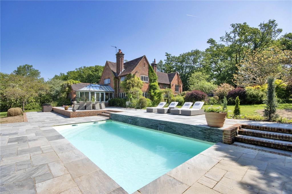 Uckfield Lane, Hever, Kent, TN8 5 bed detached house for sale - £1,900,000