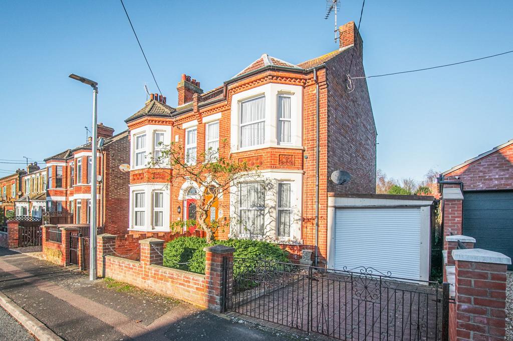 Victoria Avenue, Hunstanton, PE36 4 bed semi-detached house for sale ...