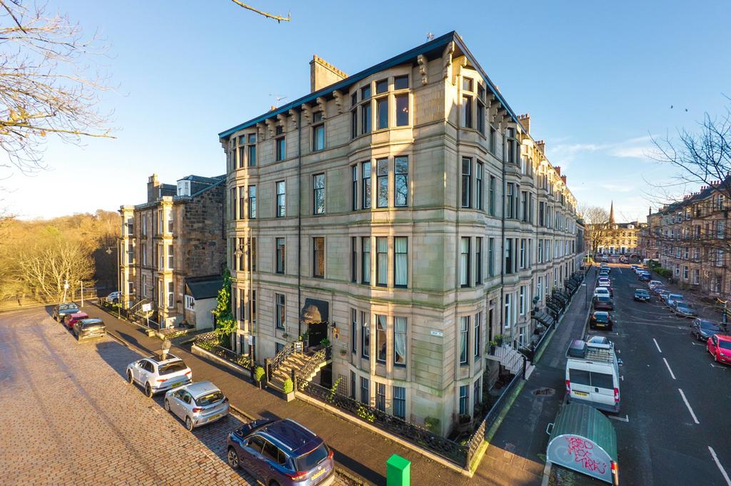 Bentinck Street, Kelvingrove, Glasgow 5 bed apartment for sale - £499,000