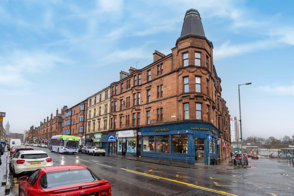 Dumbarton Road, Glasgow G11 1 bed flat - £149,000