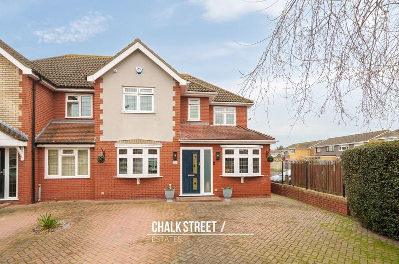 Upney Close, Hornchurch, RM12 4 bed semi-detached house for sale - £685,000