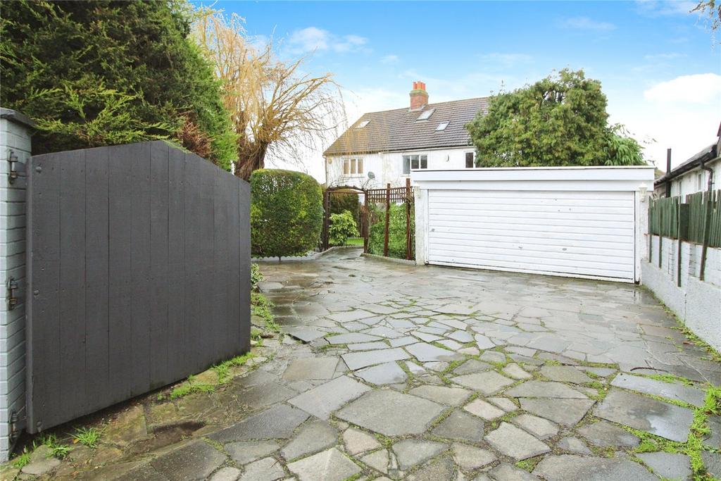 Gander Green Lane, Sutton SM3 5 bed semi-detached house for sale - £650,000