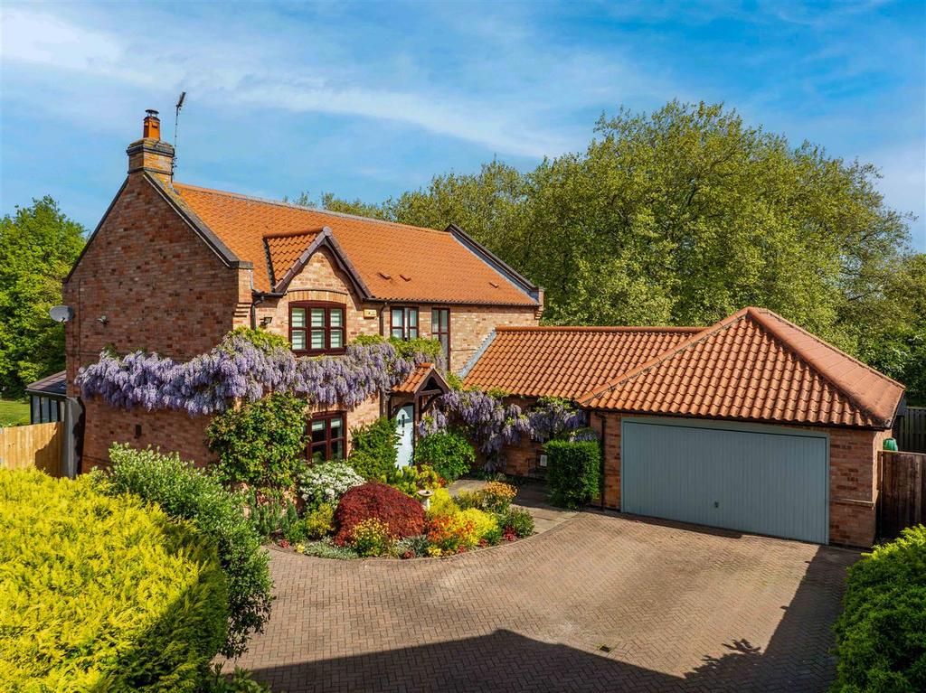 Old Grantham Road, Whatton 4 bed detached house for sale - £849,500