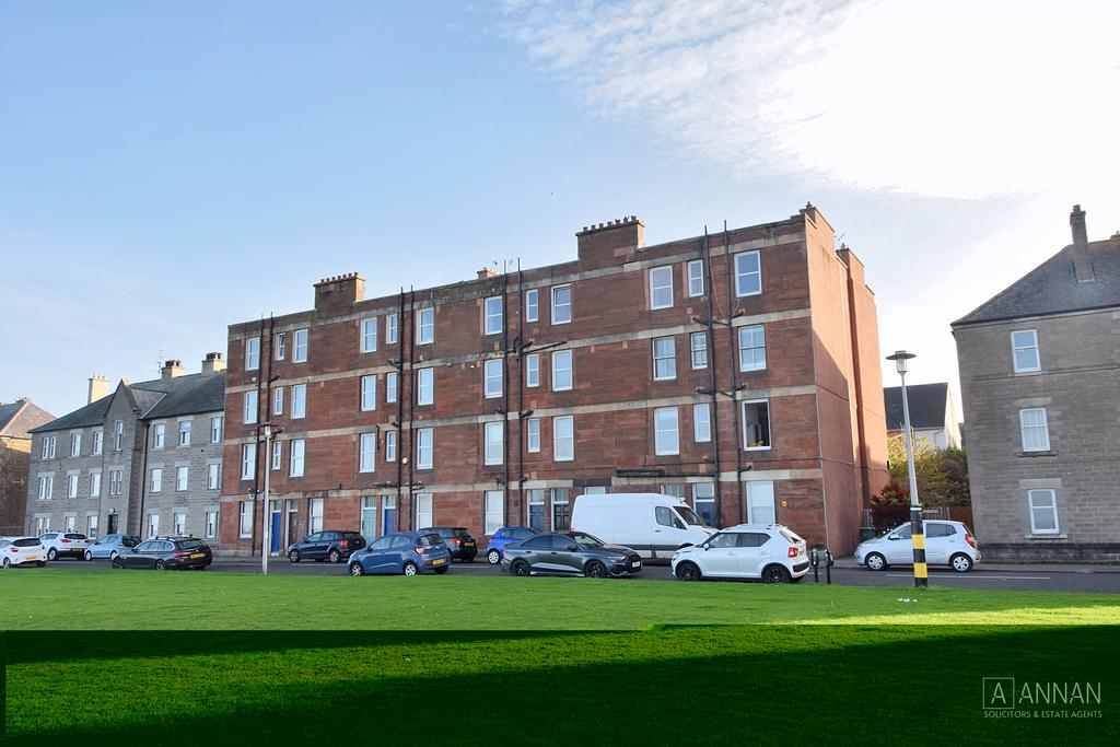 Promenade, Musselburgh EH21 1 bed flat - £950 pcm (£219 pw)