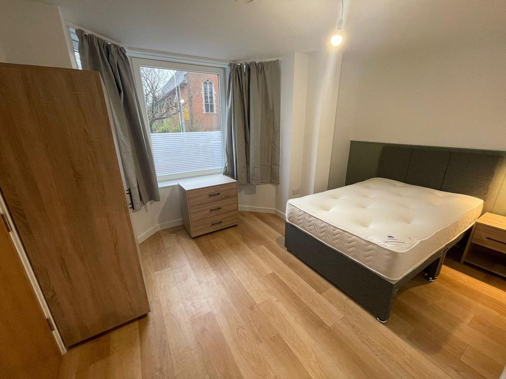 Newton Road, Ipswich IP3 1 bed in a house share to rent - £695 pcm (£ ...
