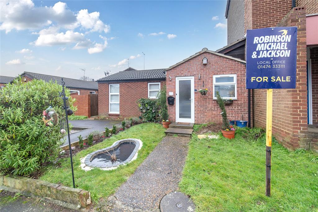 The Hollies, Gravesend, Kent, DA12 2 bed semi-detached house - £270,000