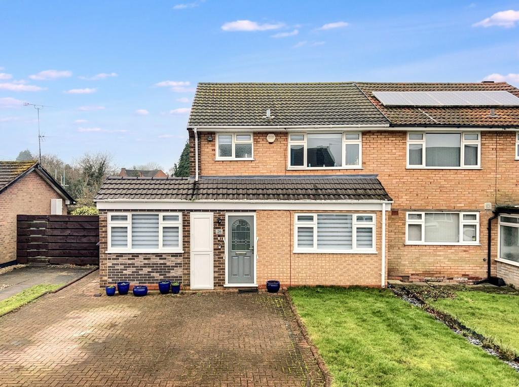 Fair Lawn, Wolverhampton WV7 3 bed semi-detached house for sale - £340,000