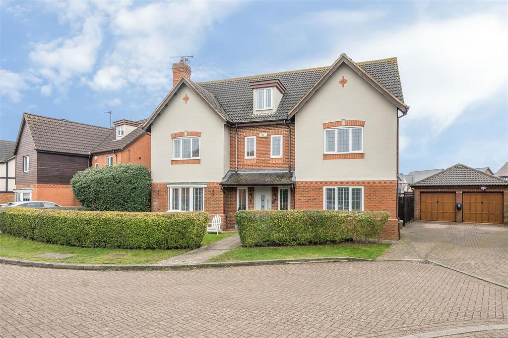 Summerfield Drive, Wootton, Bedford 8 bed detached house - £775,000