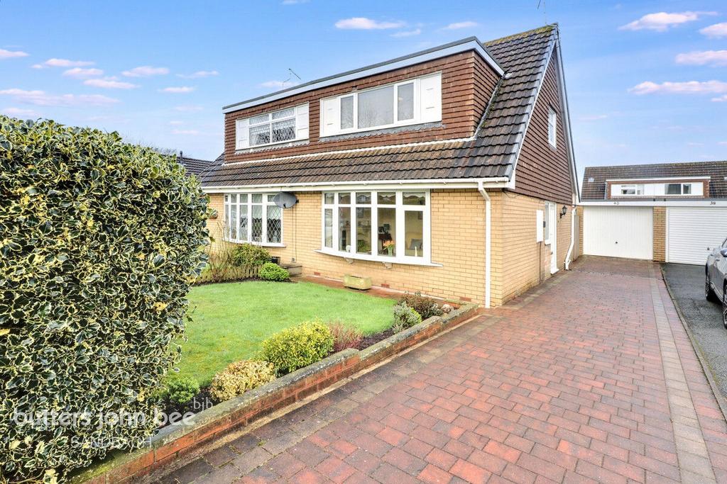 Rostherne Way, Sandbach 2 bed semi-detached house for sale - £230,000