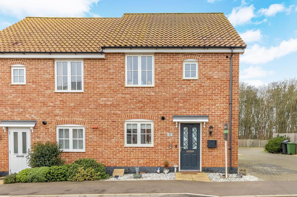 Hunstanton 3 bed semi-detached house for sale - £275,000
