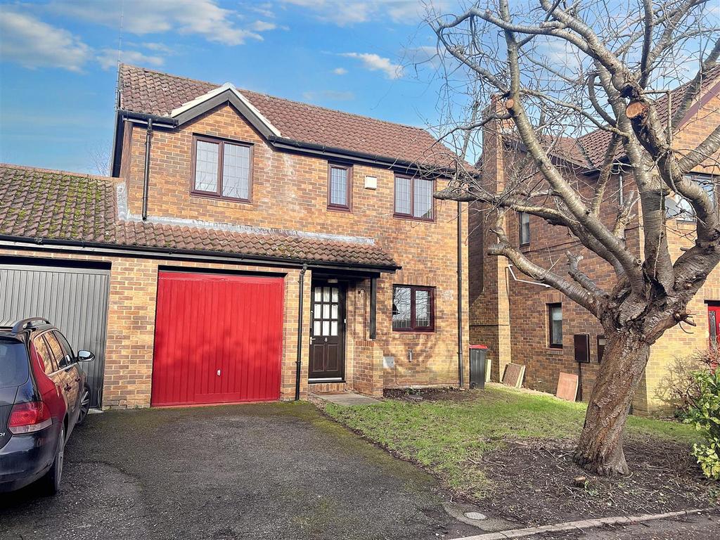 Gardiner Court, Blue Bridge MK13 2 bed house for sale - £315,000