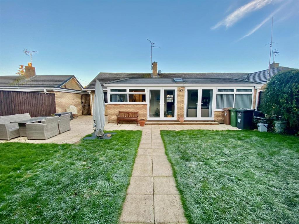 Pembroke Avenue, Orton Waterville... 3 bed semi-detached bungalow - £ ...