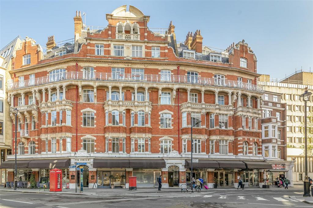 Buckingham Court, 78 Buckingham Gate... 2 bed flat to rent - £2,492 pcm ...