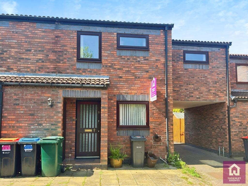 Foxwist Close, Chester, Cheshire, CH2 3 bed terraced house - £225,000