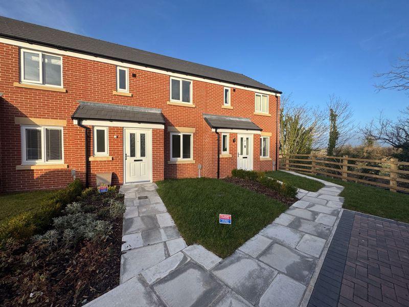Navigation Way, Preston, PR4 3 bed terraced house to rent - £1,000 pcm ...