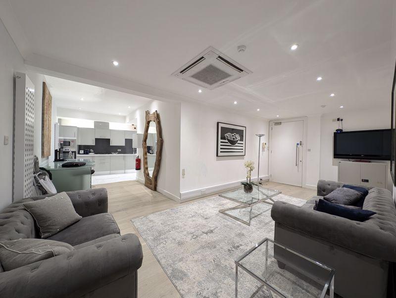 Barrow Stores Court, Decima Street... 2 bed apartment to rent - £2,650 ...