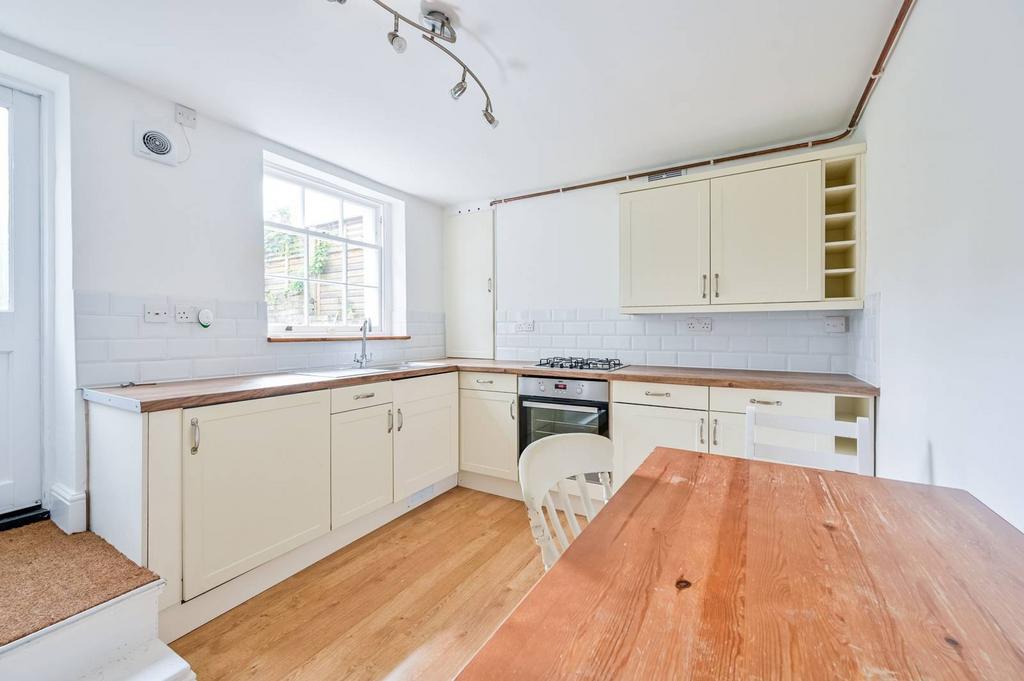 Belgrave Street,E1, Stepney, London, E1 3 bed house to rent - £4,250 ...