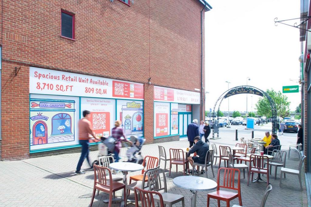 Market Quay Shopping Centre, Fareham... Retail property (out of town ...