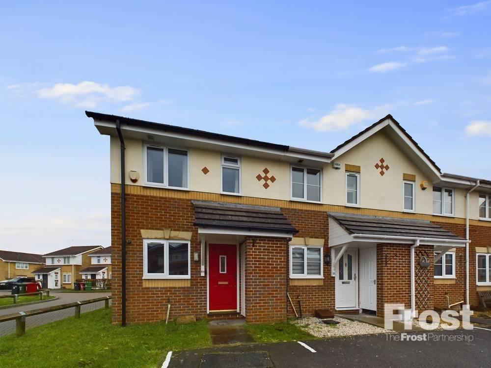 Palace Close, Slough, Berkshire, SL1 2 bed end of terrace house to rent ...