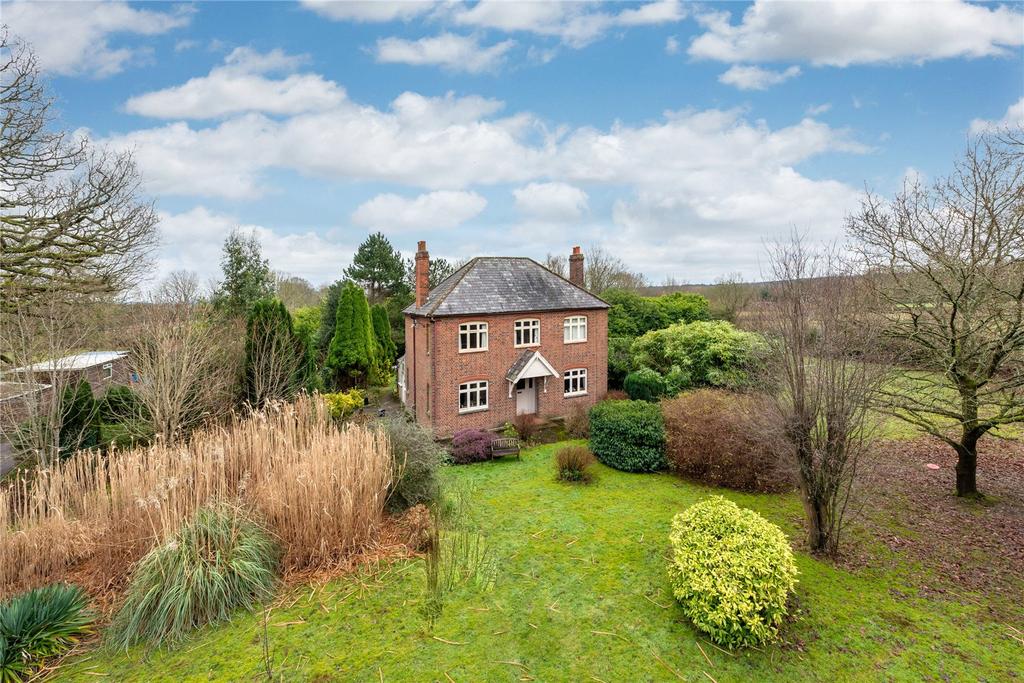 Henfold Lane, Beare Green, Dorking... 4 bed detached house for sale - £ ...