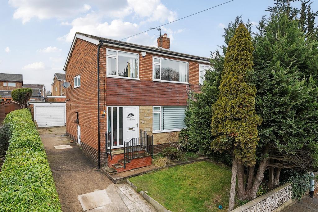 Parkways Close, Leeds LS26 3 bed semi-detached house for sale - £265,000