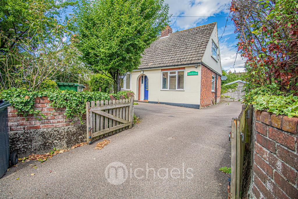 Braintree Road, Felsted, Dunmow, CM6 2 bed detached house for sale - £ ...