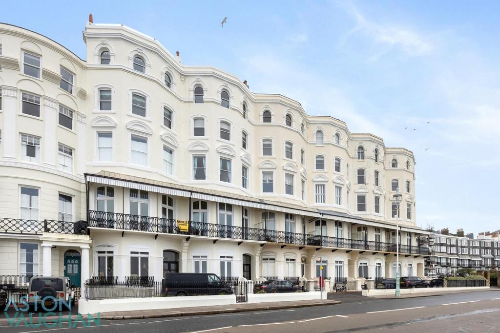 Marine Parade, Brighton BN2 1 bed apartment - £385,000