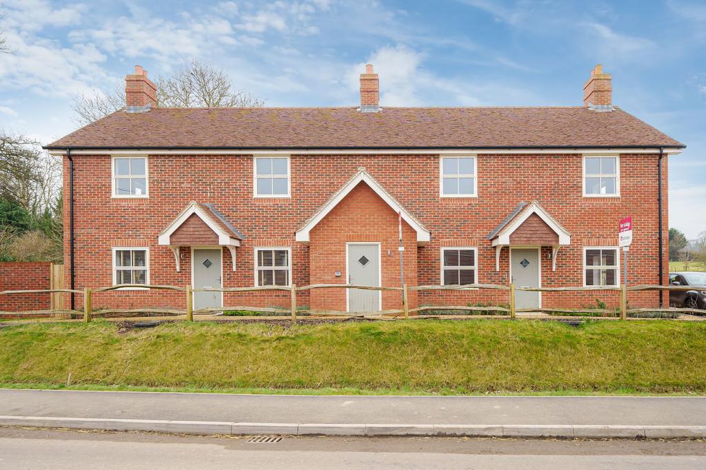 Windwhistle Rise, East Meon, GU32 2 bed flat for sale - £234,500