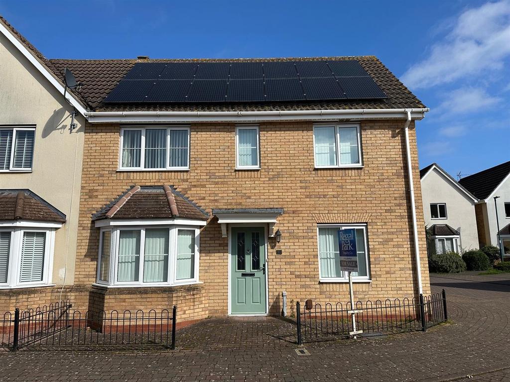 Foster Road, Peterborough PE2 4 bed semi-detached house - £325,000