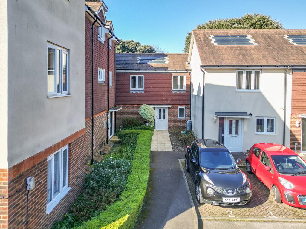 Amelia Close, Southwick, Brighton, BN42 3 bed terraced house for sale ...