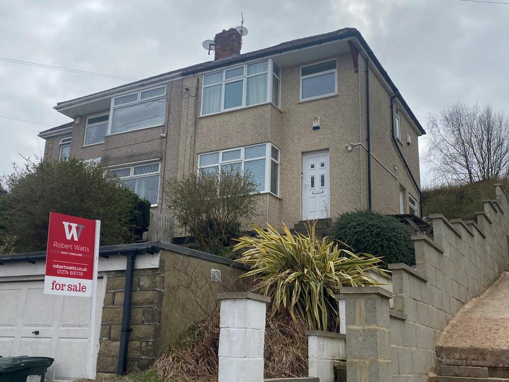 Ascot Drive, Horton Bank Top... 3 bed semi-detached house - £165,000
