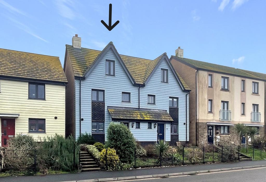 Royal Observer Way, Seaton, Devon, EX12 3 bed semi-detached house for ...