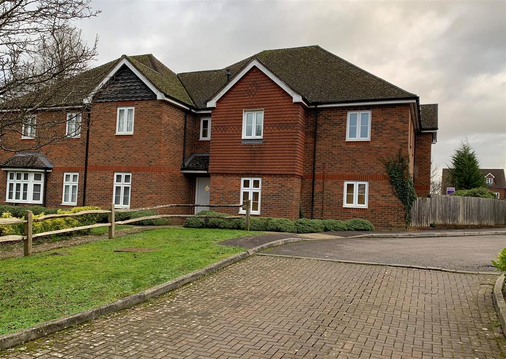 New Heritage Way, North Chailey 2 bed flat to rent - £1,200 pcm (£277 pw)