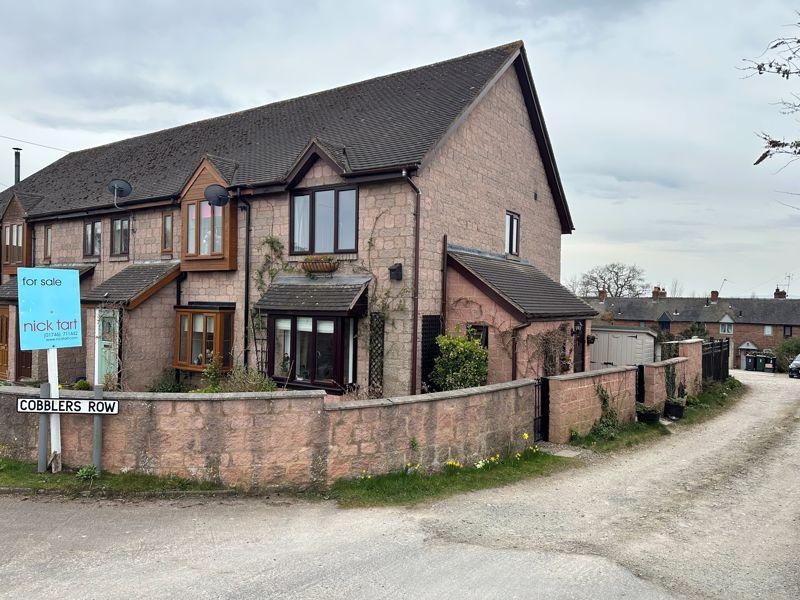 Cobblers Row, Bridgnorth WV16 2 bed end of terrace house - £255,000