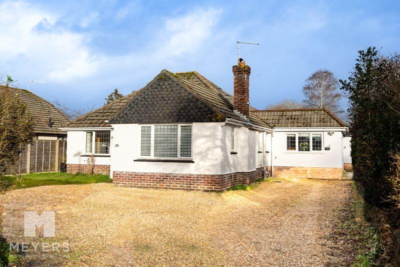 Highfield Drive|Poulner|Ringwood|BH24 5 bed detached house for sale - £ ...
