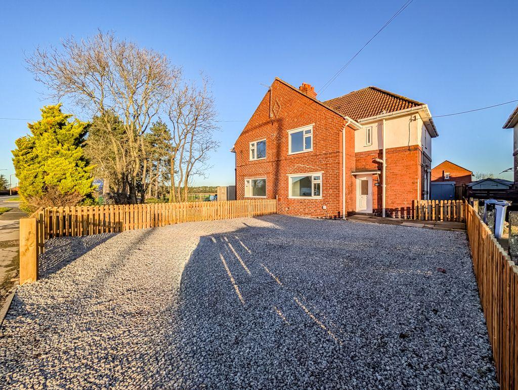 Delamere, Station Road, Blaxton... 3 bed semi-detached house - £185,000