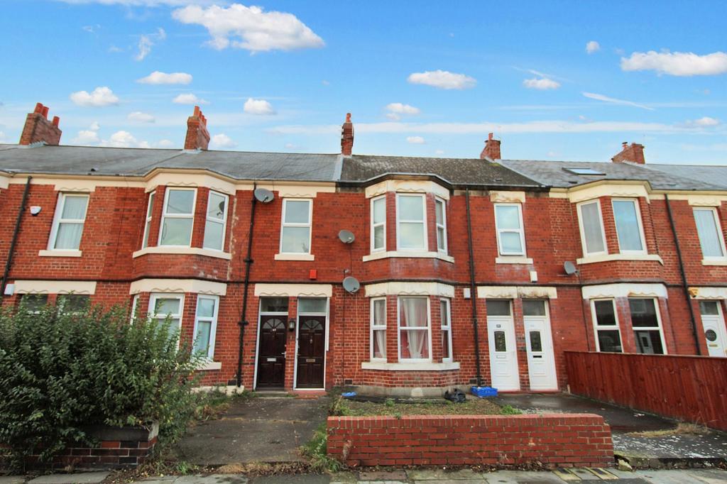 Rothbury Terrace, Heaton, Newcastle... 2 bed flat - £160,000