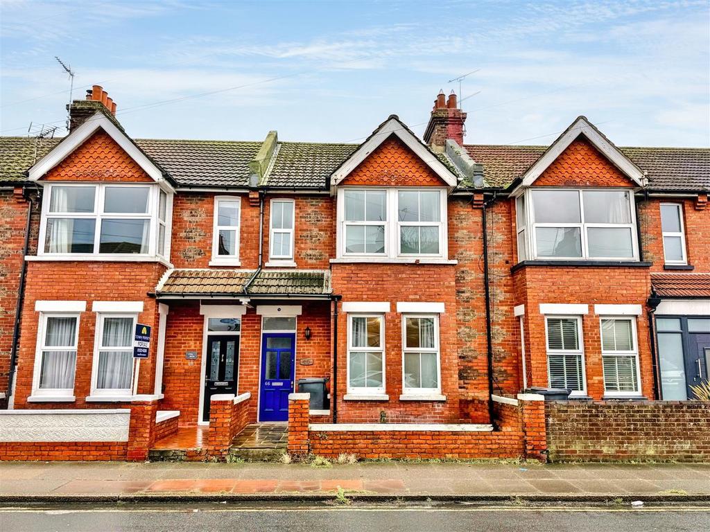Channel View Road, Eastbourne 3 bed terraced house - £300,000