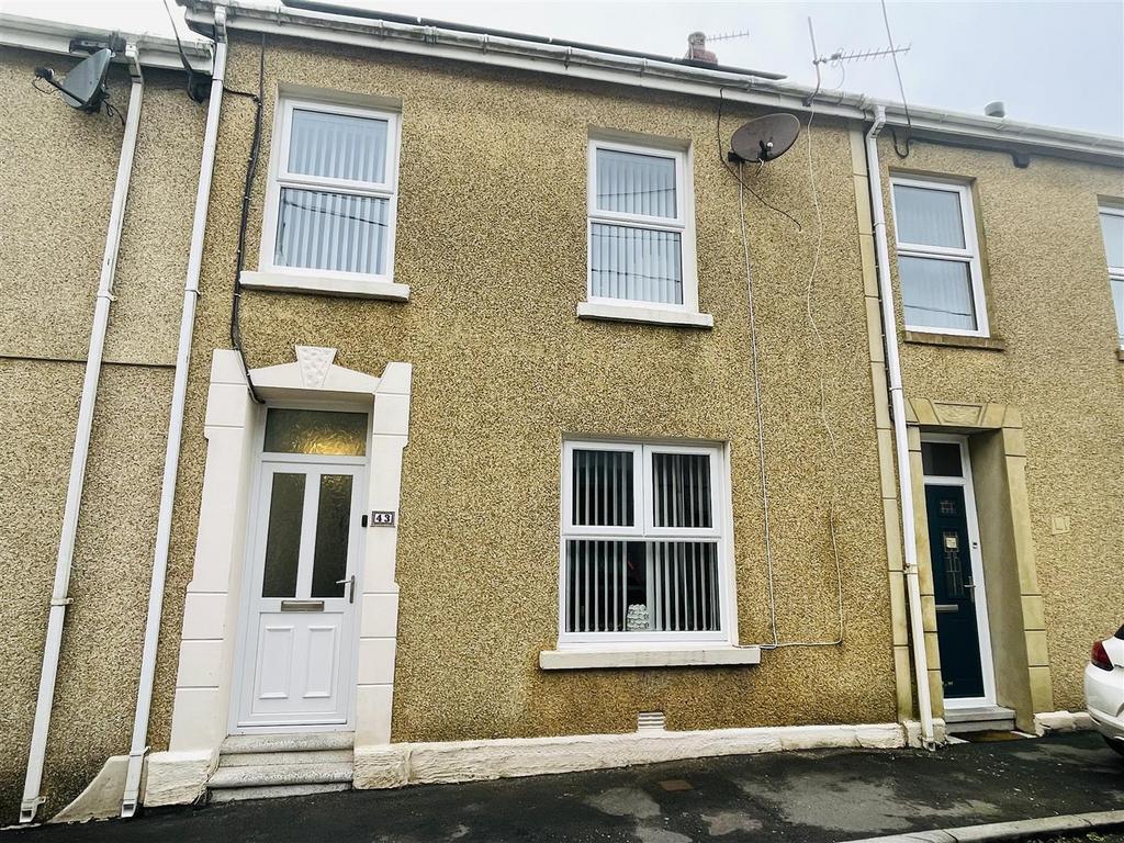 Penparc, Tumble, Llanelli 4 bed terraced house for sale - £174,950