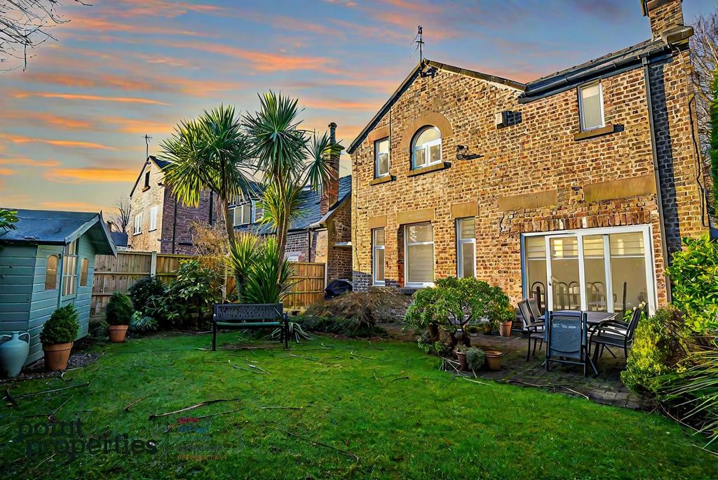 Allerton, Liverpool L18 3 bed cottage - £650,000