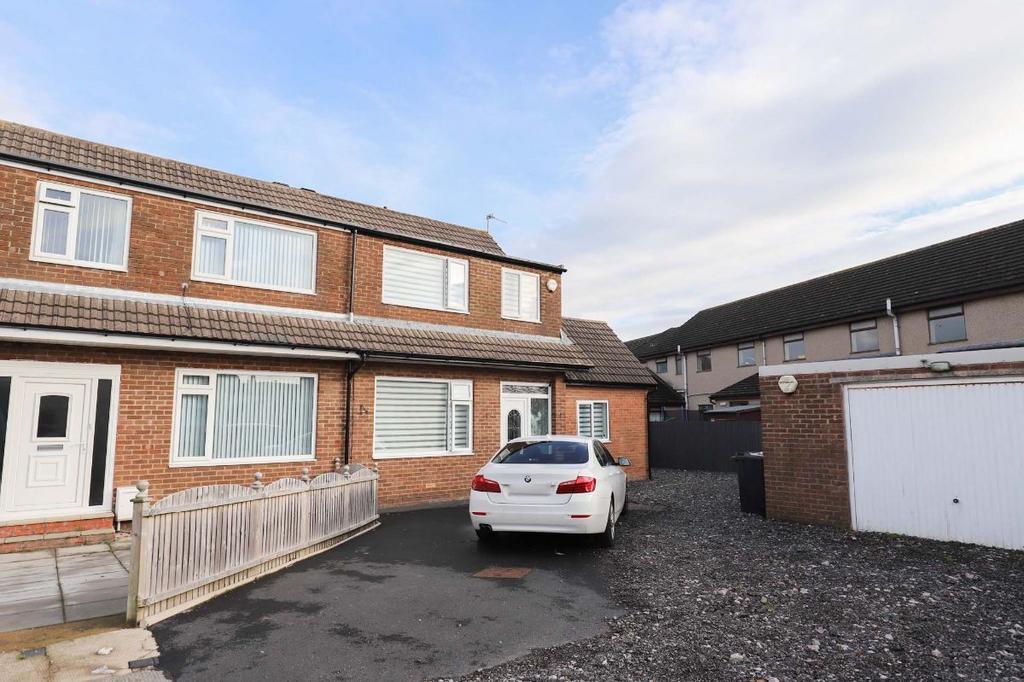 Westgate, Morecambe LA3 3 bed semi-detached house - £224,950