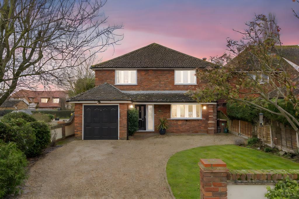 Stanley Road, Bulphan, RM14 3RX 4 bed detached house for sale - £700,000