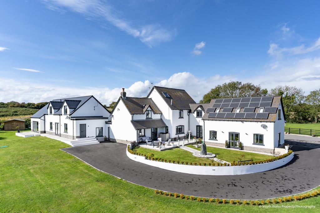 Fort Road, Sully 7 bed detached house for sale - £2,650,000