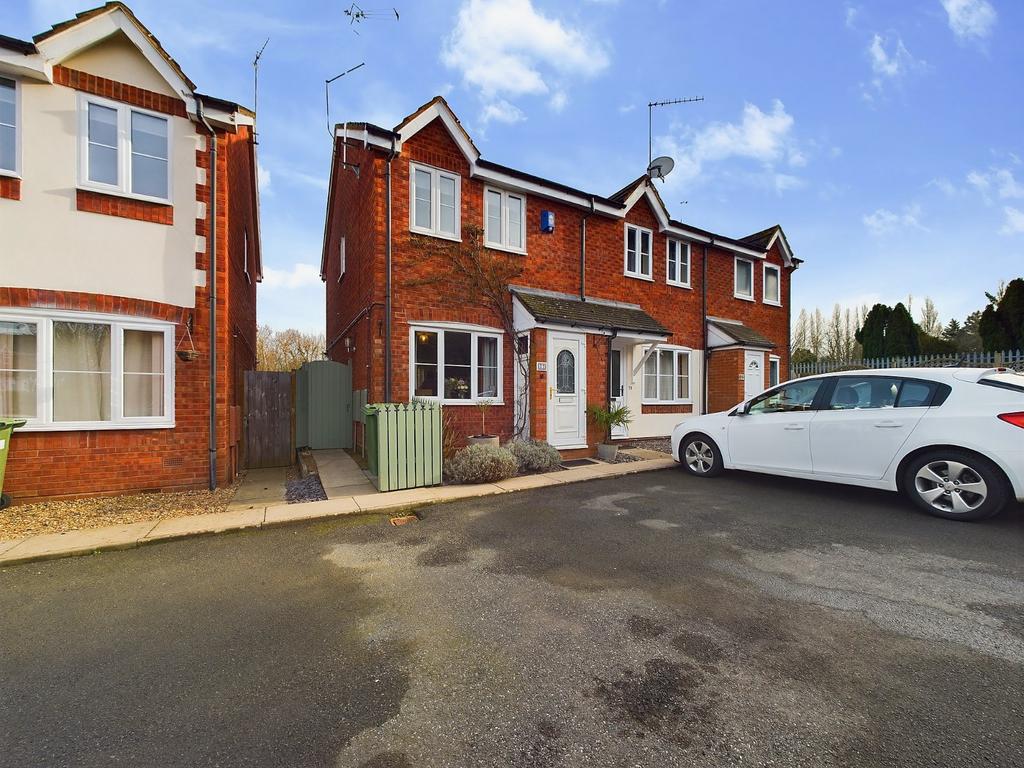 Sanctuary Close, Worcester, WR2 2 bed end of terrace house for sale - £ ...