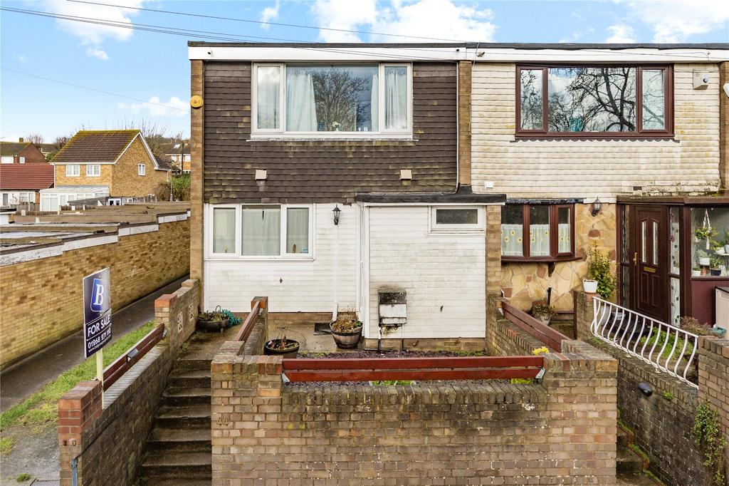 Merricks Lane, Basildon, Essex, SS16 3 bed end of terrace house - £300,000