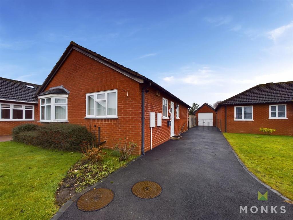 Arden Close, Wem 2 bed detached bungalow for sale - £250,000