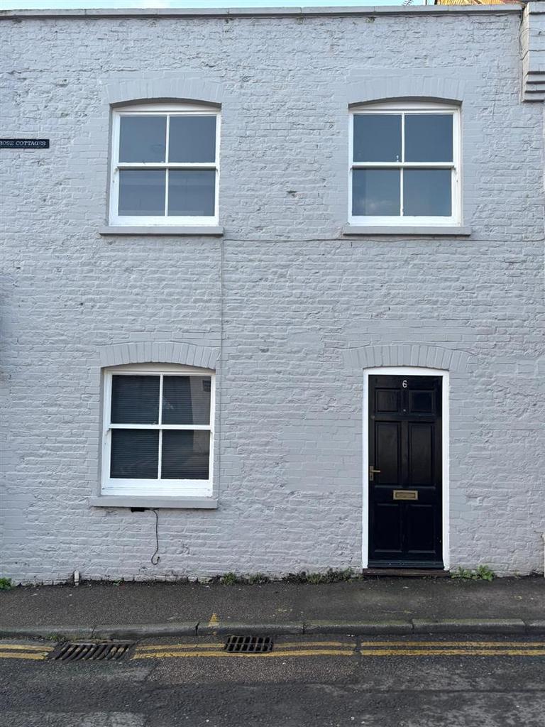Broad Street, Ramsgate CT11 2 bed house - £950 pcm (£219 pw)